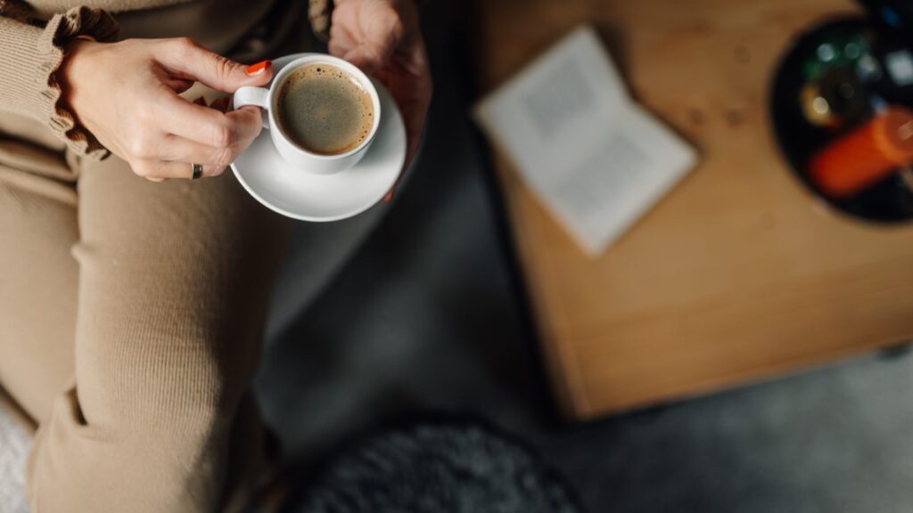 Do not drink your coffee when you wake up! Wait for this key moment ...