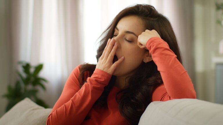 If you get yawn often, your body may try to warn you of a real problem ...