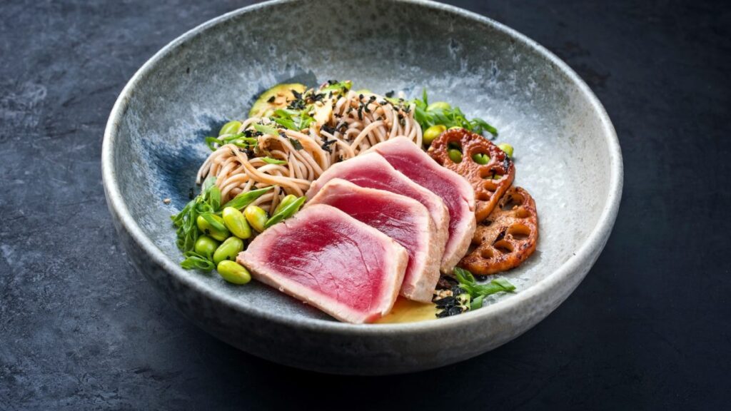 Ten emergency hospitalizations after eating tuna in a restaurant: the ...